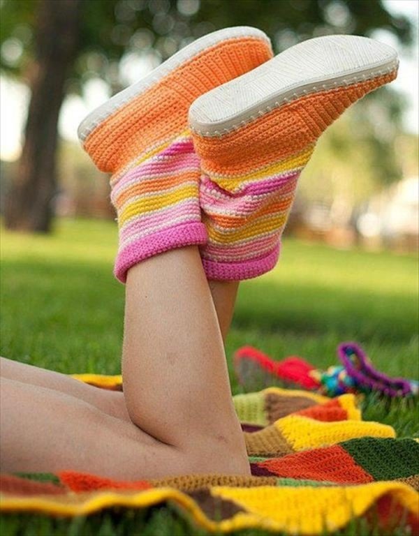 High Knee Crochet Slipper Boots Patterns to Keep Your Feet Cozy